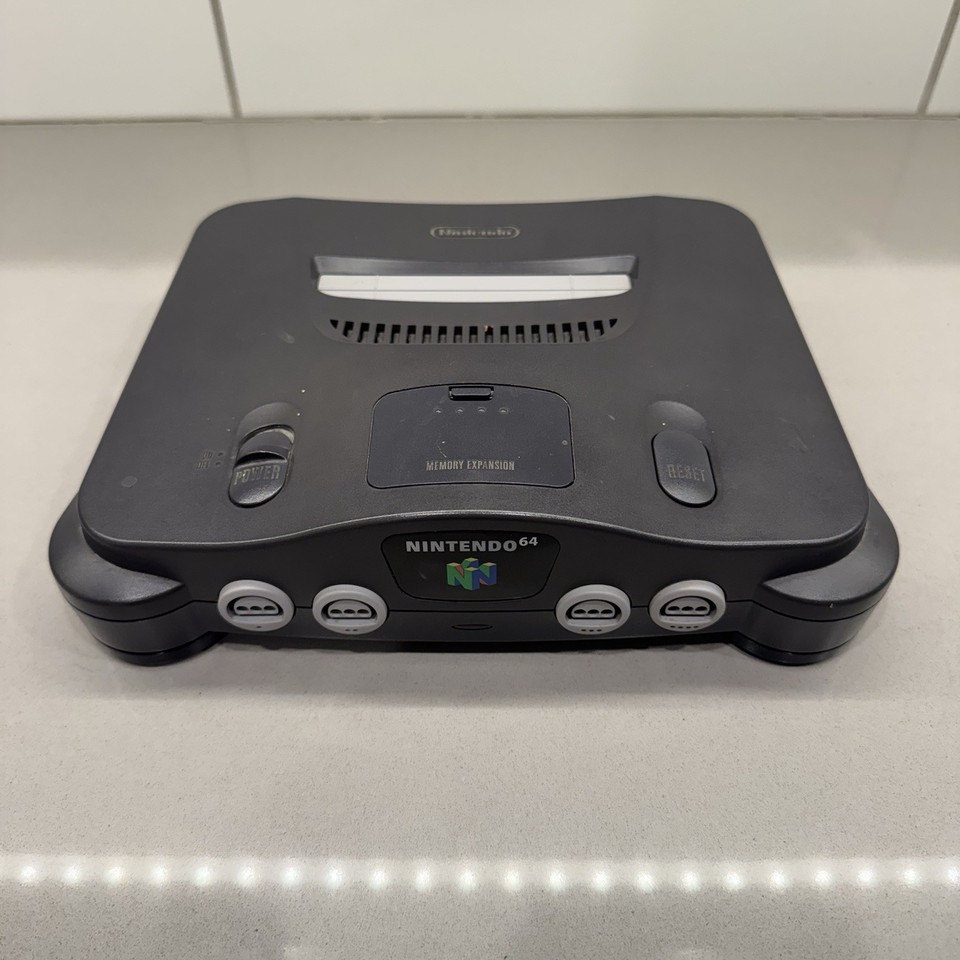 Nintendo 64 Console Bundle With 4 Controllers All Original From The 90s ...