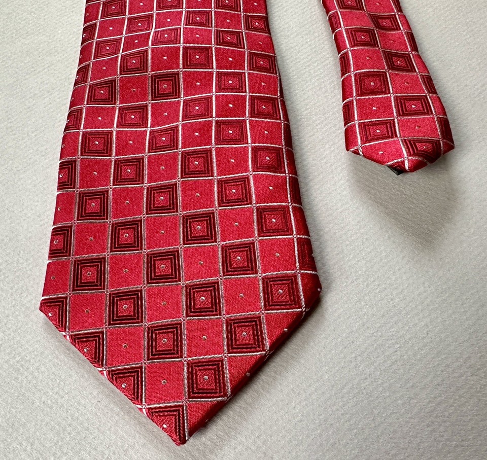 DONALD J. TRUMP Signature Red & Silver Squares Silk MEN'S TIE Free ...