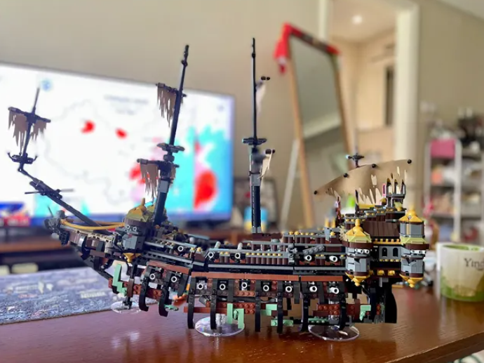 NEW DIY Silent Mary Ship Pirates Ship 71042 pc 2294 Model Kit Building ...