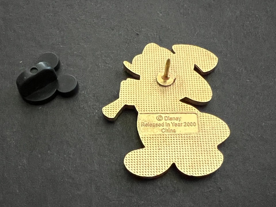 DLR - Firefighter Chief Mickey Mouse Retired Disney Pin 658 | eBay