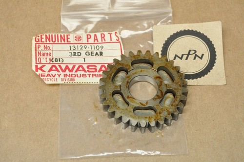 NOS OEM Kawasaki 1980-81 KDX80 1979-80 KX80 Output Shaft 3rd Gear 29T ...
