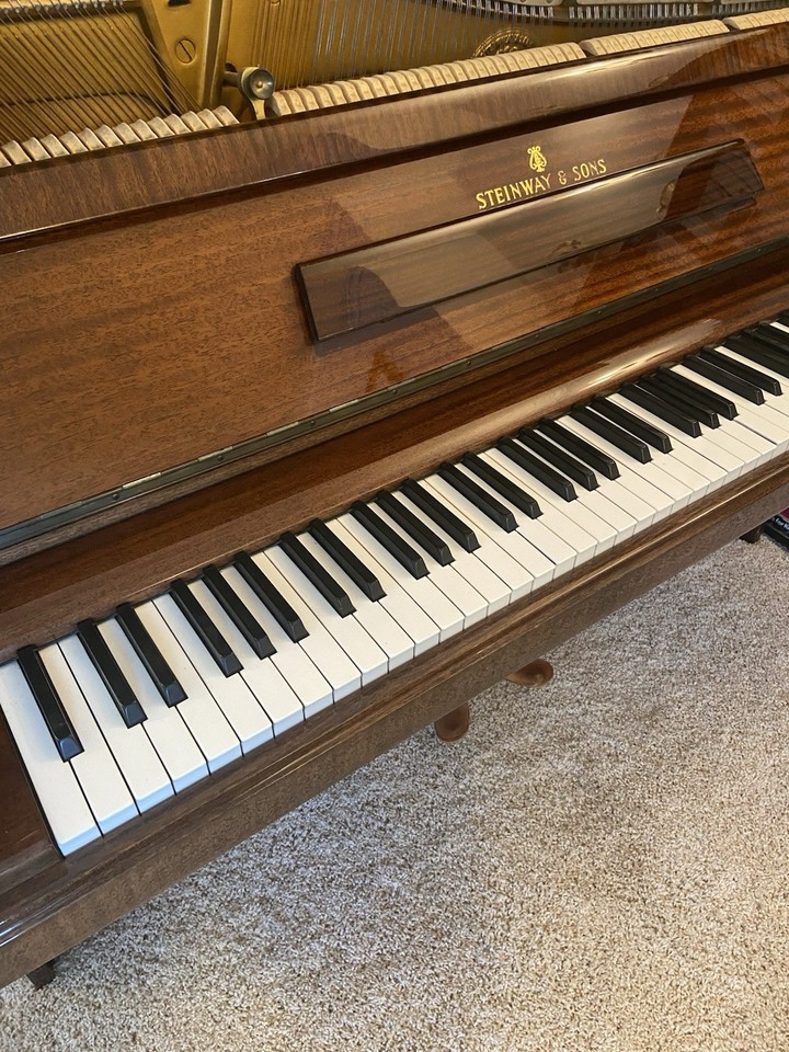 Vintage 1971/72 Steinway & Sons 423513 Upright Piano Polished Finish | eBay UK