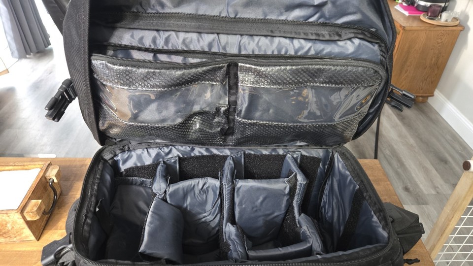 Nikon d7100 camera 18-200mm Lens, Memory Card, Batteries, Fish Eye Lens ...