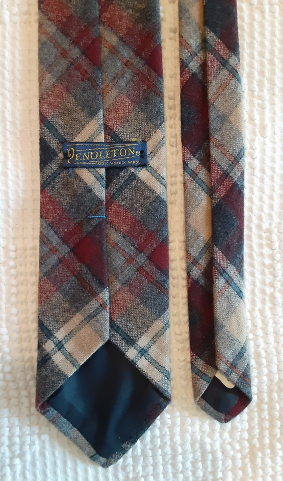 Vtg Pendleton Virgin Wool Tie 3.25" x 57" Navy Blue Crimson Tartan Made ...