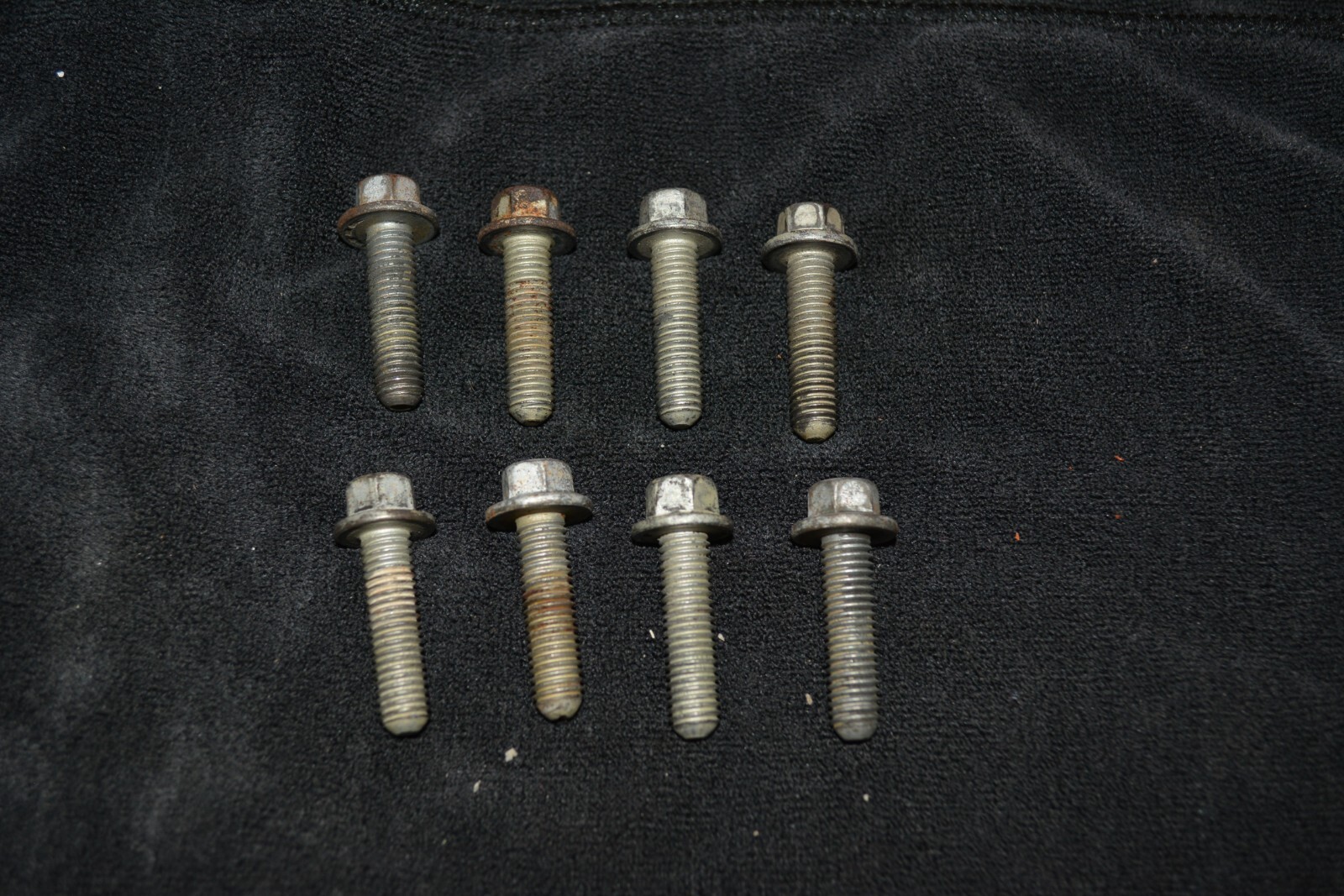 OEM 4.8 5.3 5.7 6.0 6.2 LS1 LS2 LM7 LQ4 LC9 LR4 L33 Timing Cover bolt ...