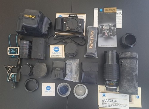 MINOLTA MAXXUM 7000 CAMERA LOT w/ case beer can lenses straps 2000i ...