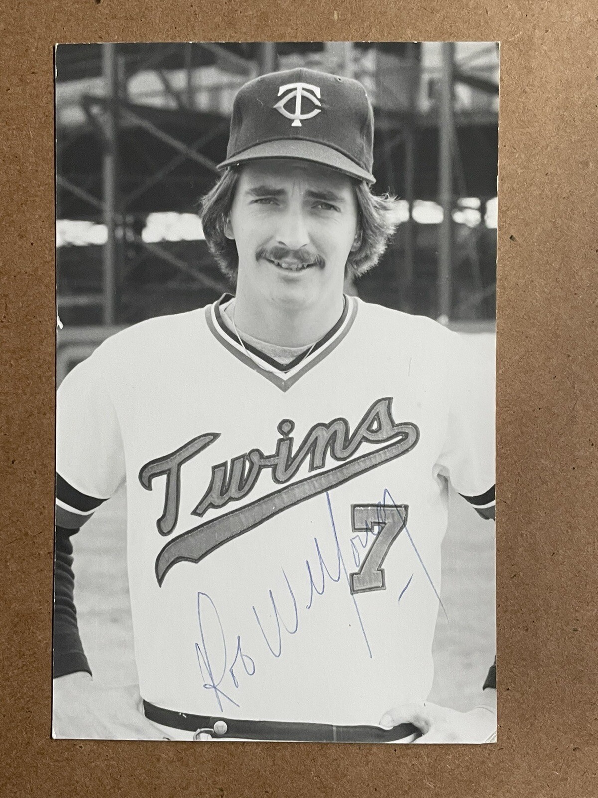 Rob Wilfong Minnesota Twins Signed Baseball Postcard | eBay