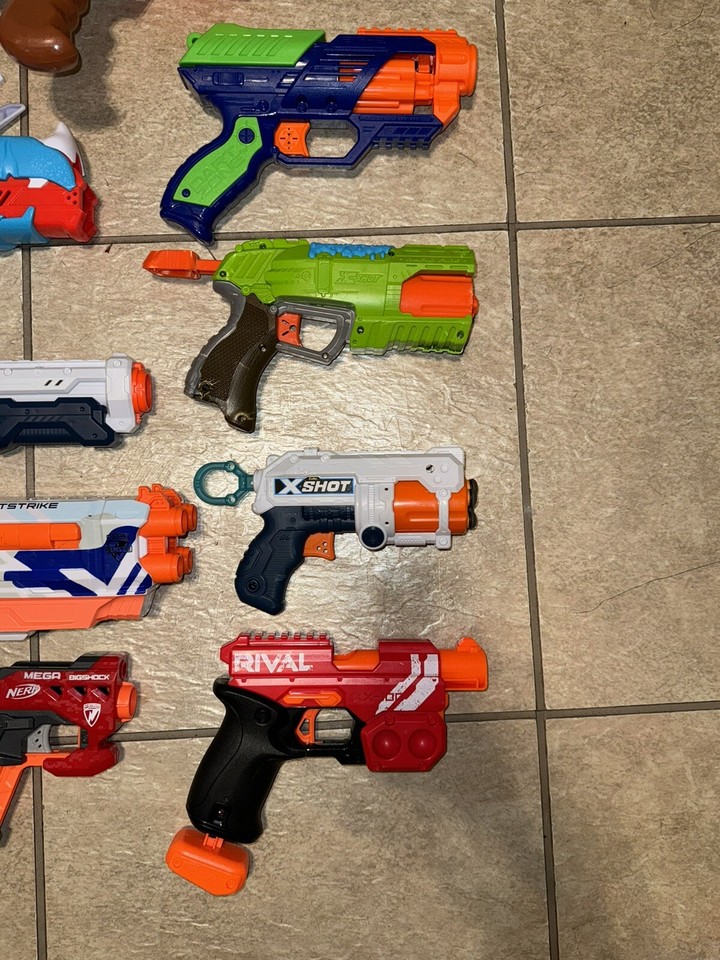 HUGE LOT- Nerf Guns And Nerf Elite Rack Stand (Fortnight, Rival ...