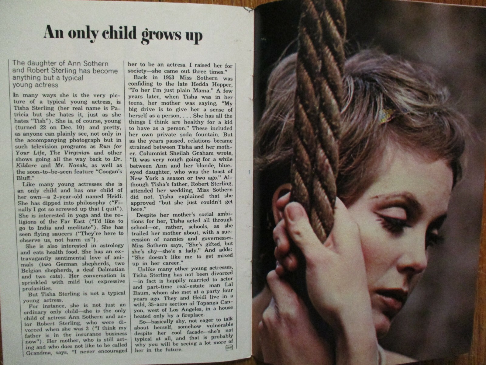 June 22, 1968 TV Guide Maga(WILLIAM SHATNER/TISHA STERLING/TONI HELFER ...