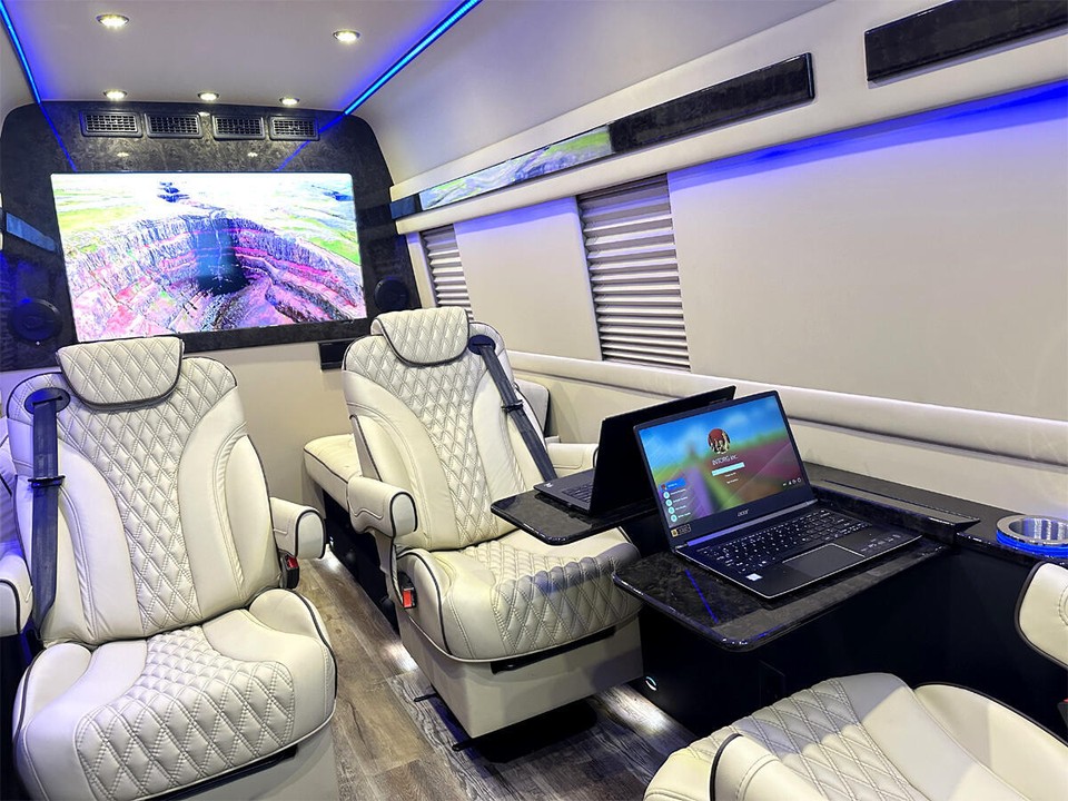 2020 Mercedes-Benz Sprinter B6 Armored Van Bulletproof Limousine 10 ...