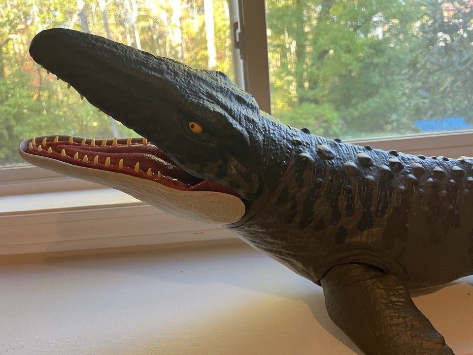 Mattel Jurassic World Rebirth Super Colossal Mosasaurus Dinosaur Figure ...