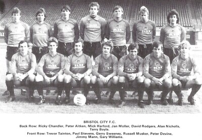 BRISTOL CITY FOOTBALL TEAM PHOTO 1981-82 SEASON | eBay UK