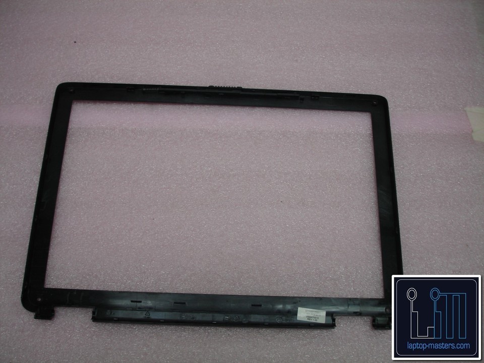 Toshiba Satellite M115 LCD Display Screen Bezel V000070010 GRADE "B" | eBay