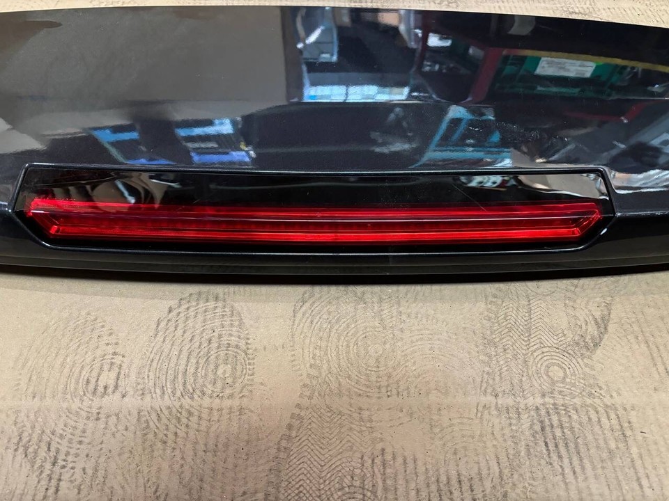2015-2020 Chevrolet Tahoe Suburban Rear Upper Spoiler ASM OEM 84554728 ...