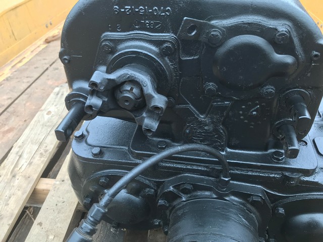 Spicer Amo1750-4c Auxiliary Transmission With Power Tower for sale ...