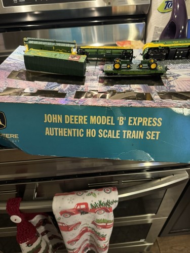 John Deer Model “B” Express Train Set Complete | eBay