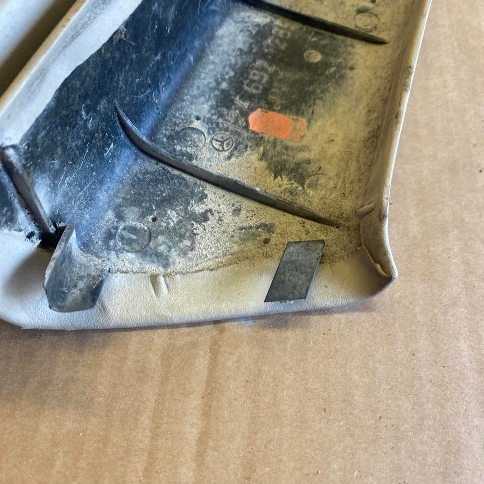 Mercedes-Benz W124 S124 Wagon C Pillar Trim Set 1246921189 1246921289 ...