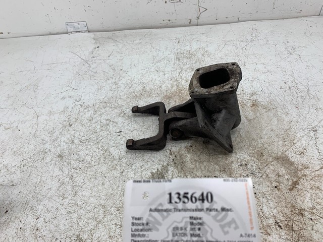 NOS Eaton Fuller Clutch Fork Assembly Adapter A7414 for sale online | eBay