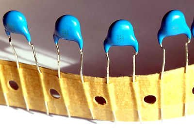 4x pieces - 27pF 6KV high voltage ceramic capacitor 27J –ref:227 | eBay