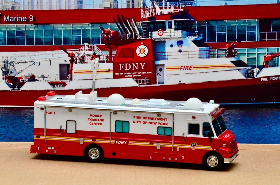 Code 3 FDNY Mobile Command Center MCC 1 | eBay