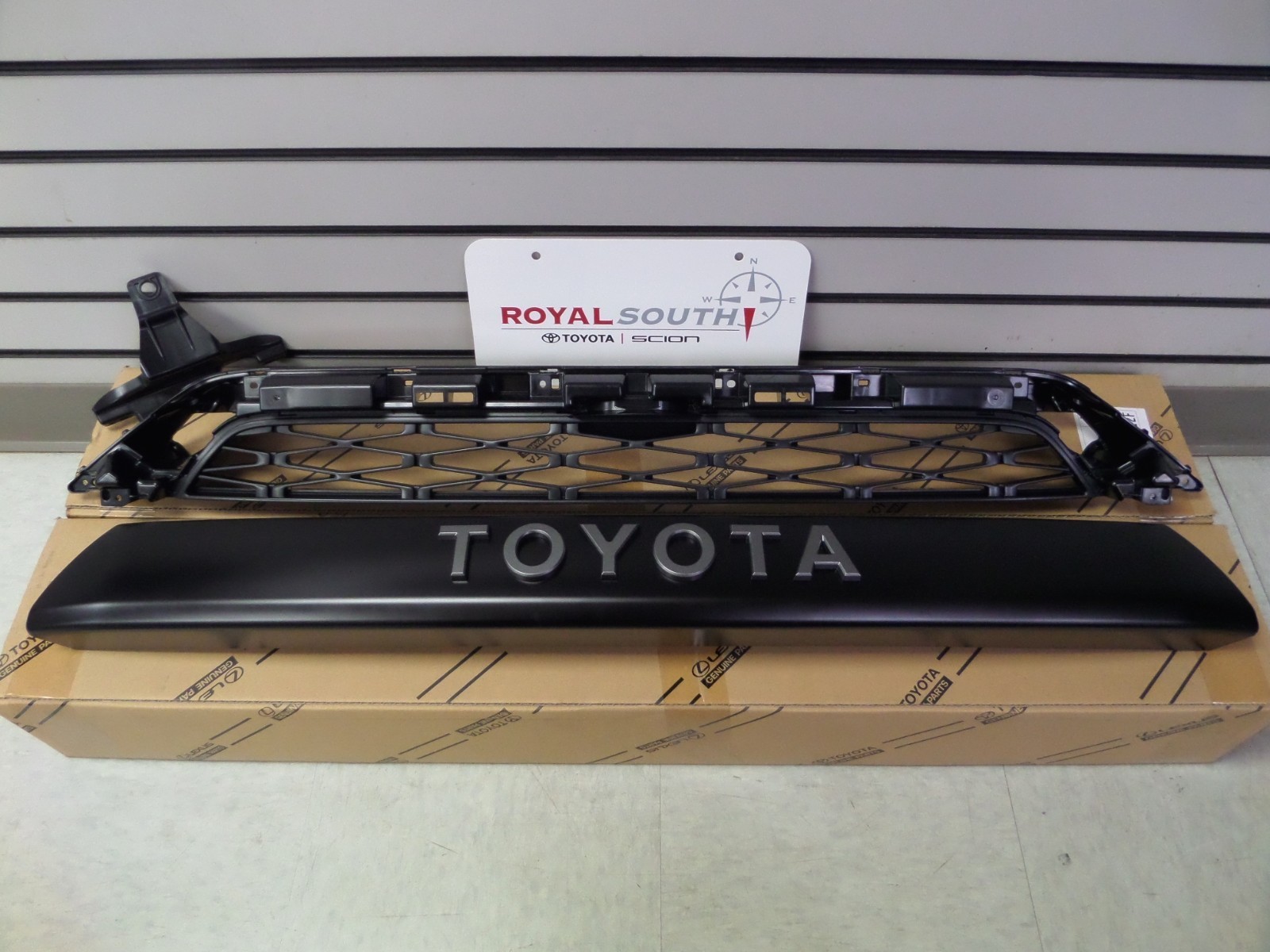 Toyota 4Runner 2014 - 2017 TRD PRO Grille 3-piece Kit Genuine OEM OE | eBay