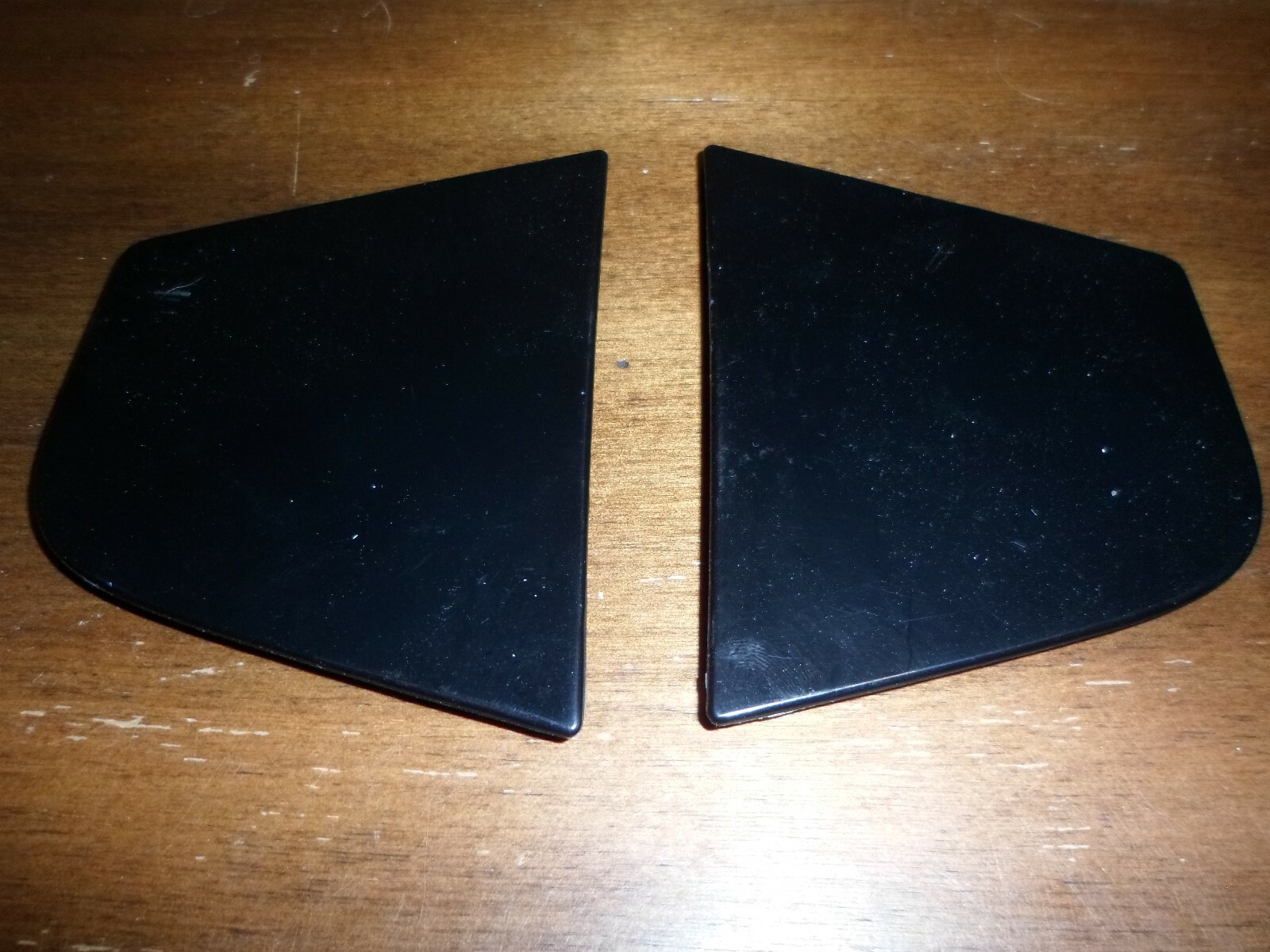 2013 Ford Taurus - Rear Quarter Window Finish Moulding Pair | eBay