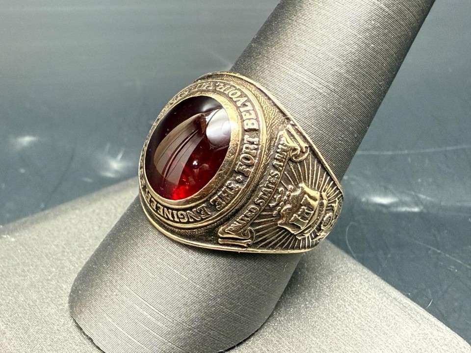 Vintage 10kt Gold Sapphire Fort Belvoir Virginia US Army Engineer ...