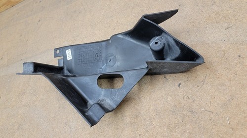 2015 - 2021 Chevrolet Colorado Intake Air Baffle 23464355 OEM | eBay