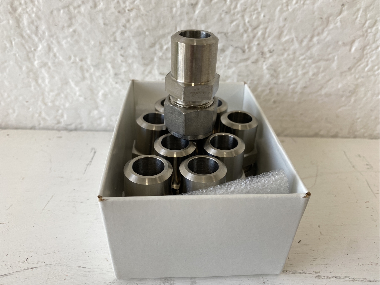 Swagelok SS-1010-1-8W Stainless Steel Swagelok Tube Fitting FNSP Box of ...