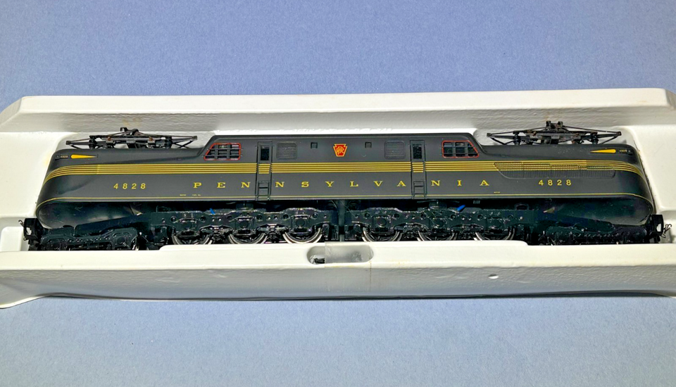 IHC HO Scale Black PRR Pennsylvania GG1 Electric Loco #4828 Static ...