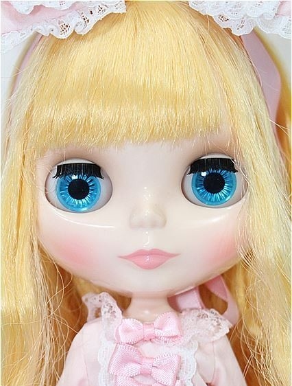 TAKARA Neo Blythe Gracie Chantilly CWC TOP SHOP Limited RARE Doll USED ...