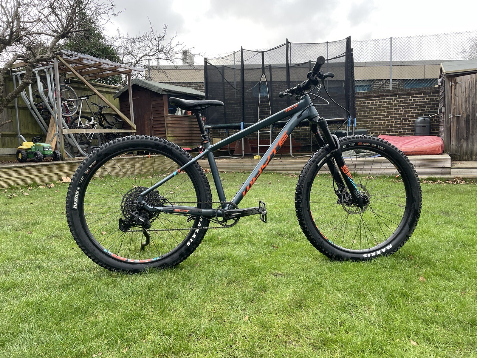 Whyte 901 Hardcore hardtail Mountain bike Size small - Folding Bikes 4U ...