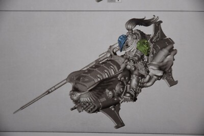 Warhammer 40k Adeptus Custodes Vertus Praetor / Shield Captain A New on ...