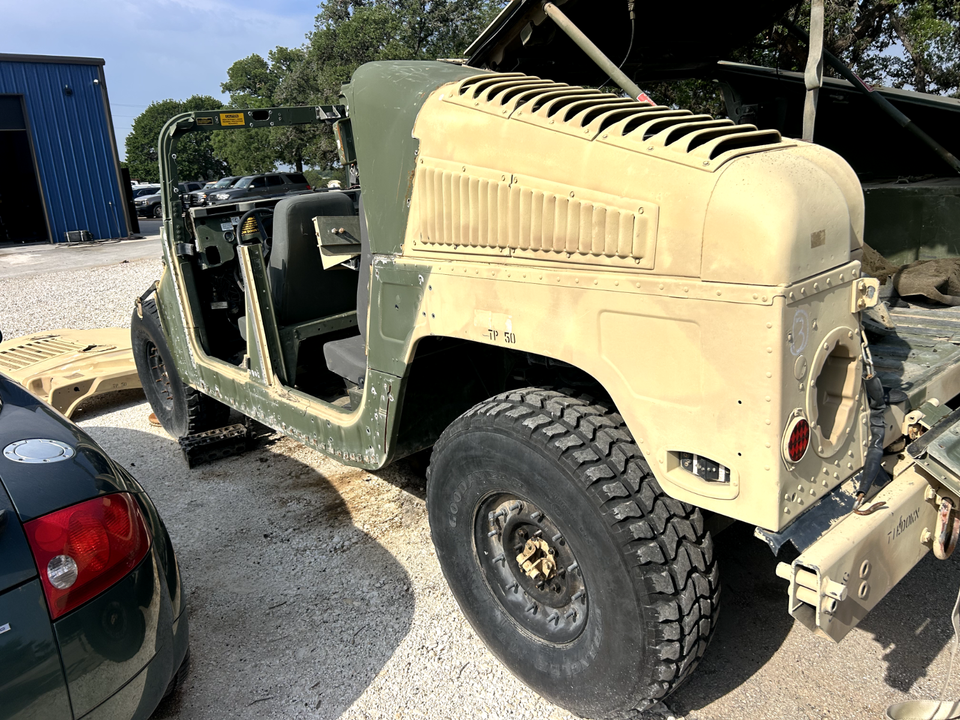 AM General M1114 w/MCTAGS HMMWV 4 Door w/Slant Back Rolling Chassis | eBay