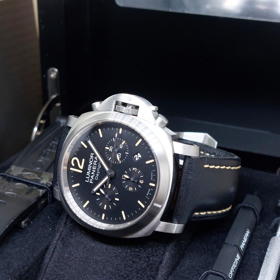 Luminor Panerai 44mm Black Dial Daylight Chronograph PAM356 PAM00356 ...