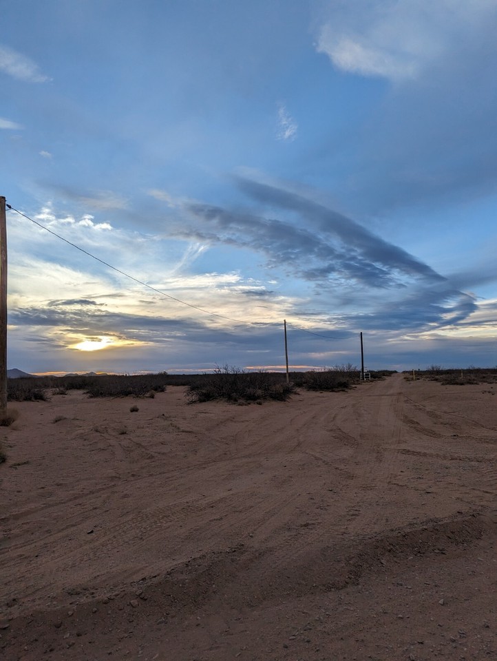 Luna County, New Mexico. Beautiful Land 0.50 Acres Ranch. No Reserve ...