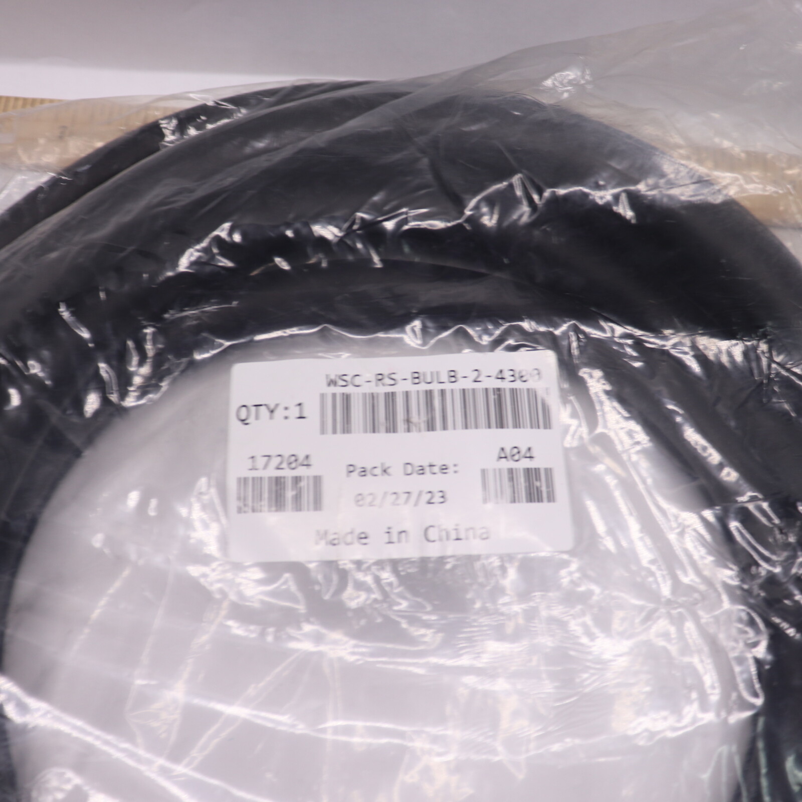 Bulb Type Seal Rubber w/o Hardware WSC-RS-BULB-2-4300 | eBay