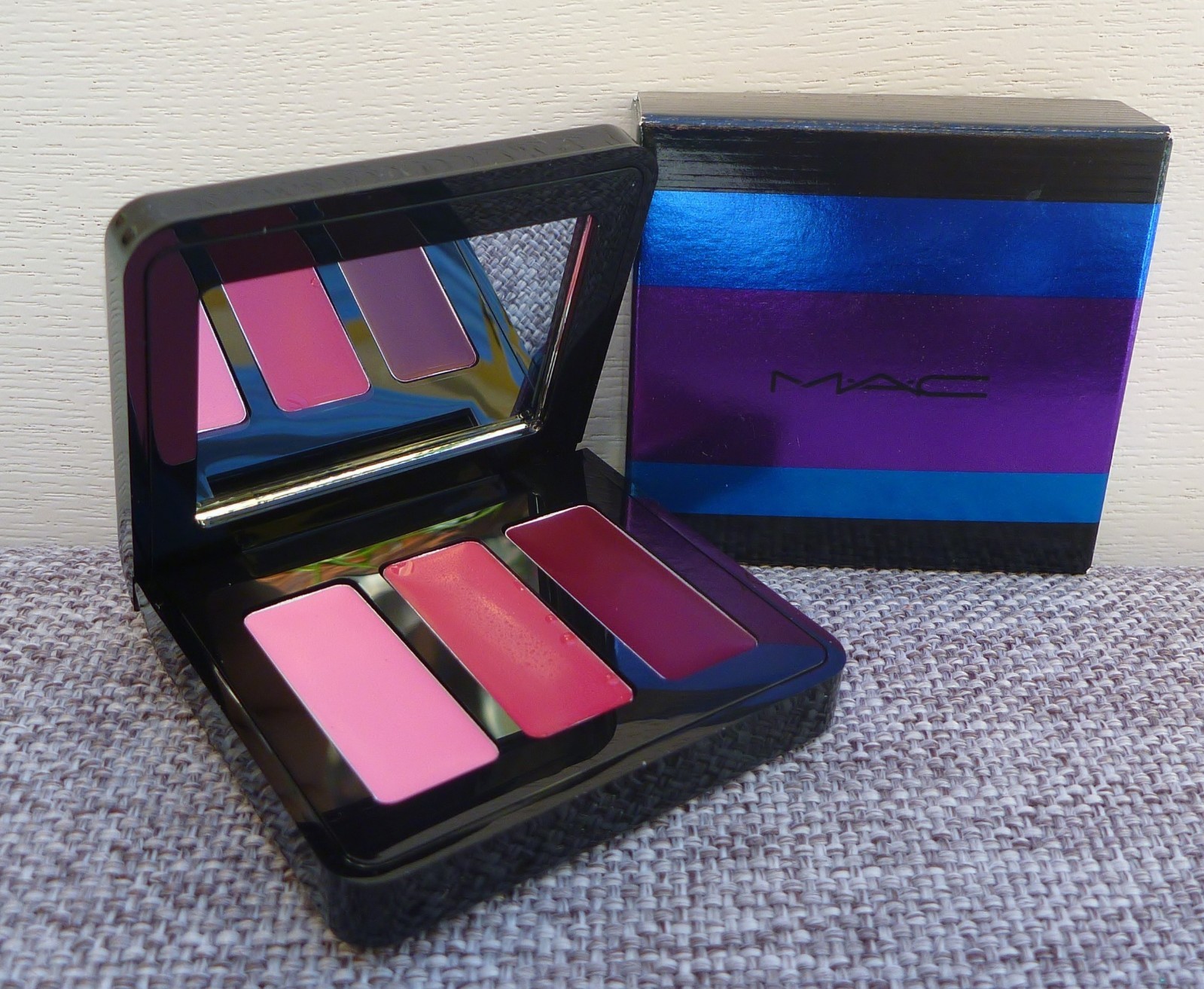 MAC Enchanted Eve Lips Compact in Pink Lipstick, Brand New in Box! | eBay