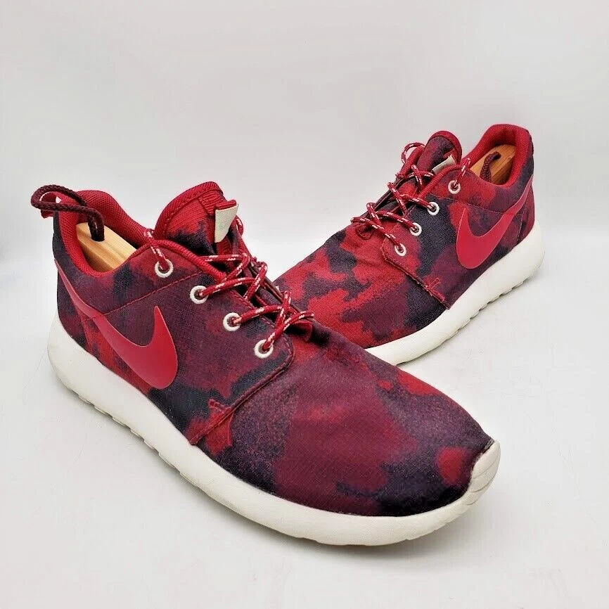 Roshe Run Red Camo