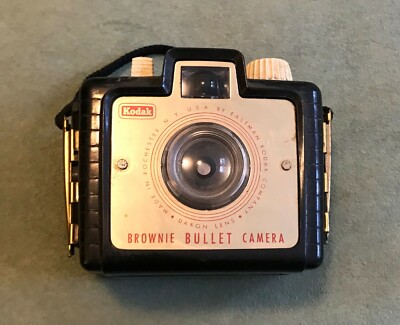 Vintage Kodak Brownie Bullet Bakelite Camera - Made in USA by Eastman ...