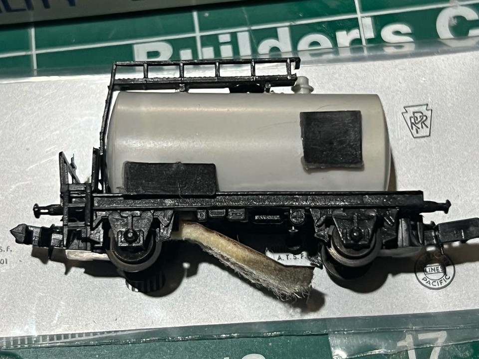 N SCALE TRACK CLEANING CAR CON COR 1/160 TANKER | eBay