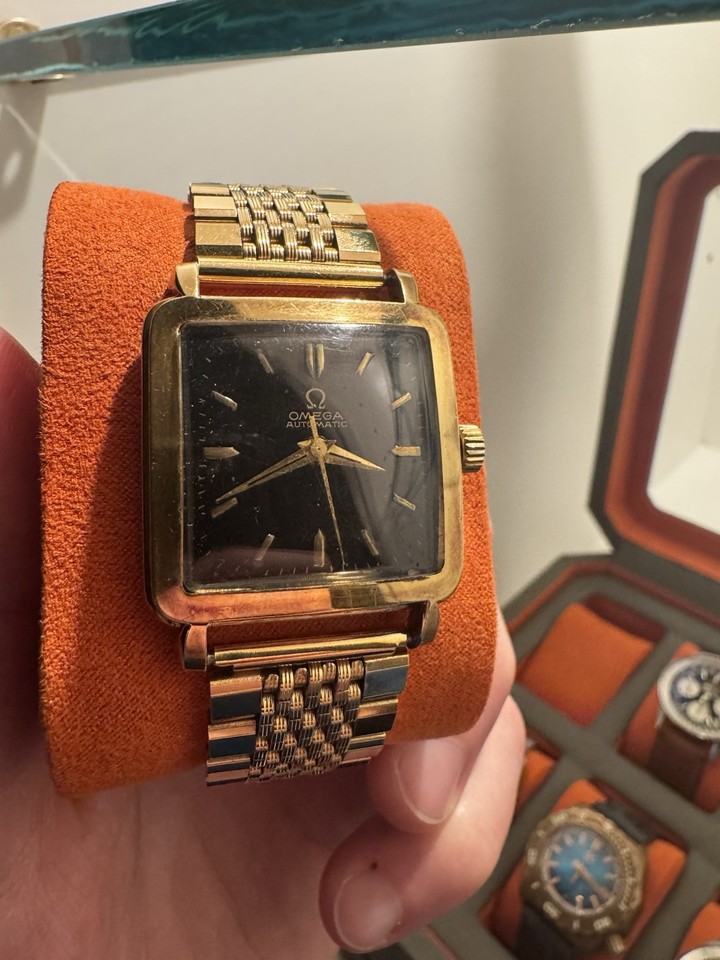 Omega Solid 18k Gold Vintage Watch c.1960 Cal 571 Original Black ...