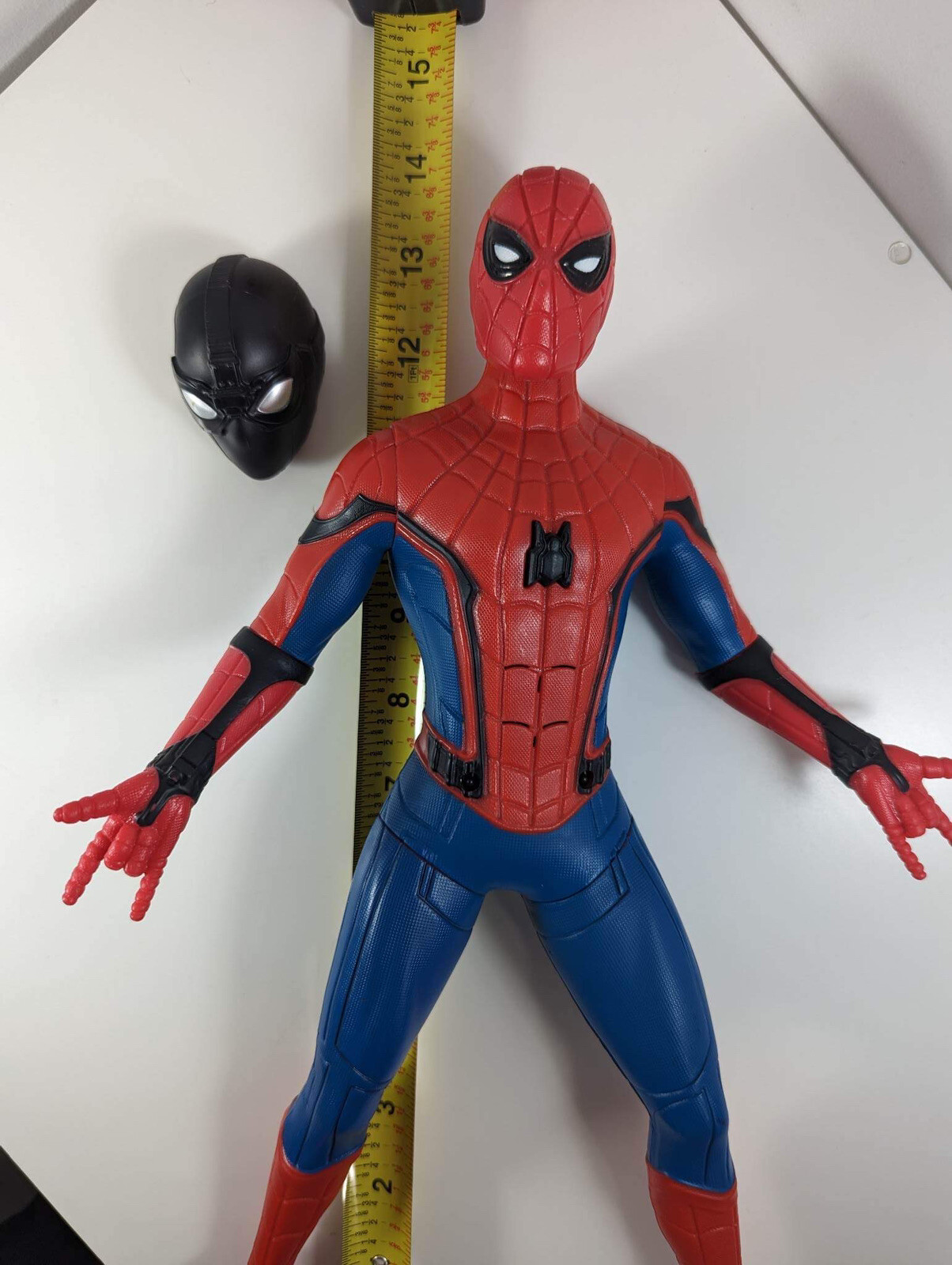 Spider-Man Far from Home Deluxe 13-Inch Marvel Figure With Sound TESTED ...