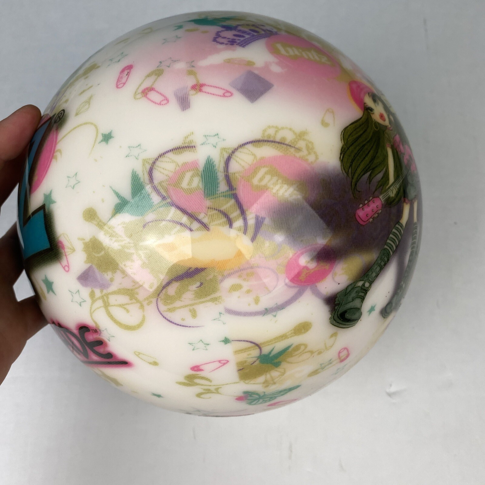 Brunswick Bratz MGA Entertainment Bowling Ball Viz-A-Ball No Holes ...