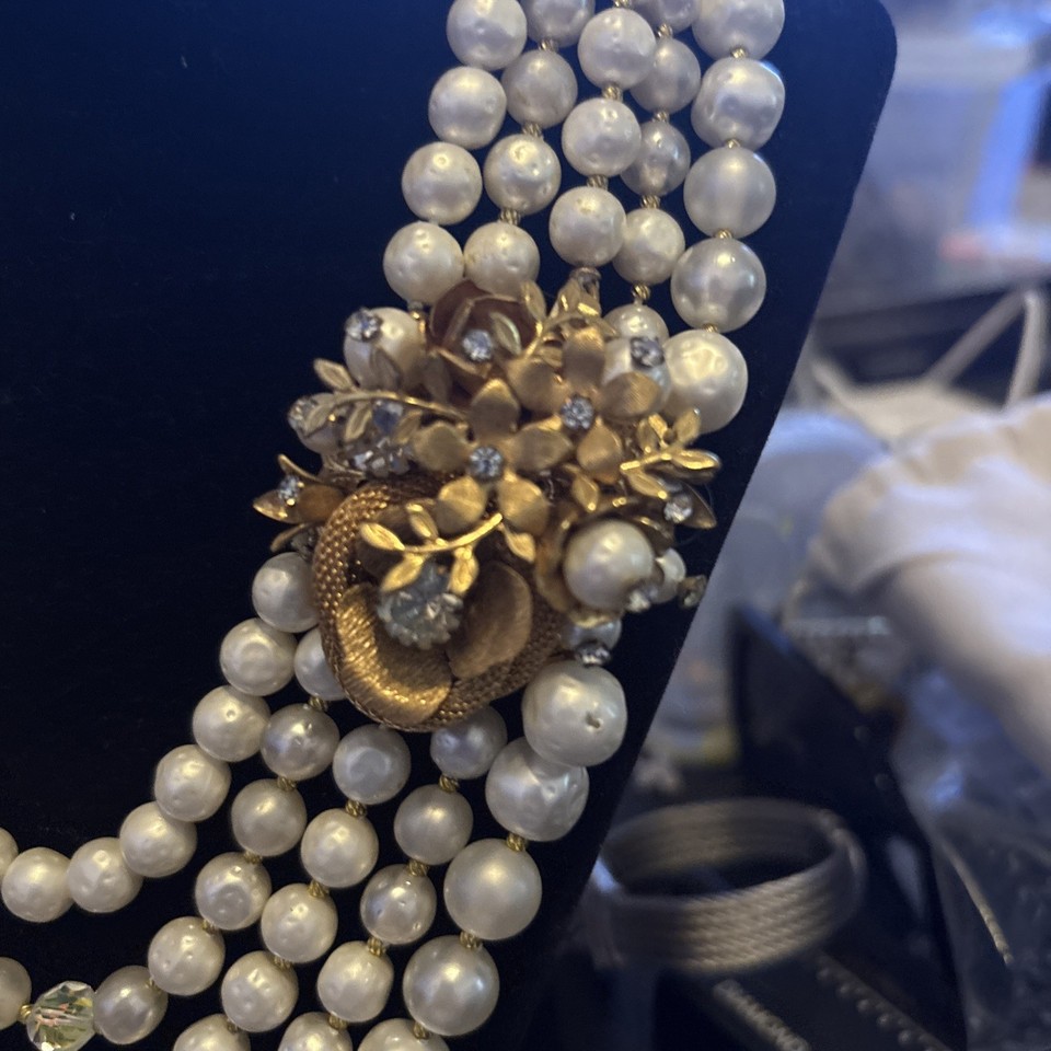 Vintage Unsigned Miriam Haskell 5 Strand Pearl Necklace and brooch. | eBay