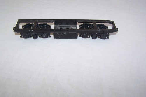 Athearn HO Scale F7 Dummy UNpowered Chassis & TRUCKS early blue Box ...