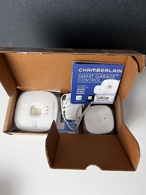 Chamberlain MyQ Smart Garage Door Opener Wireless & Wi-Fi Hub (myQ ...