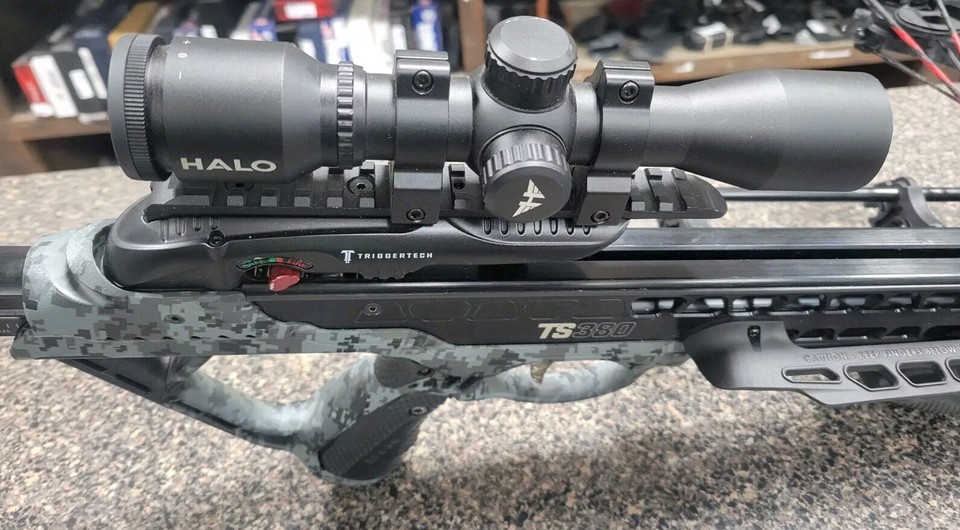 BARNETT TS380 CROSSBOW PACKAGE W/ HALO 4X32 SCOPE & QUIVER USA SELLER ...