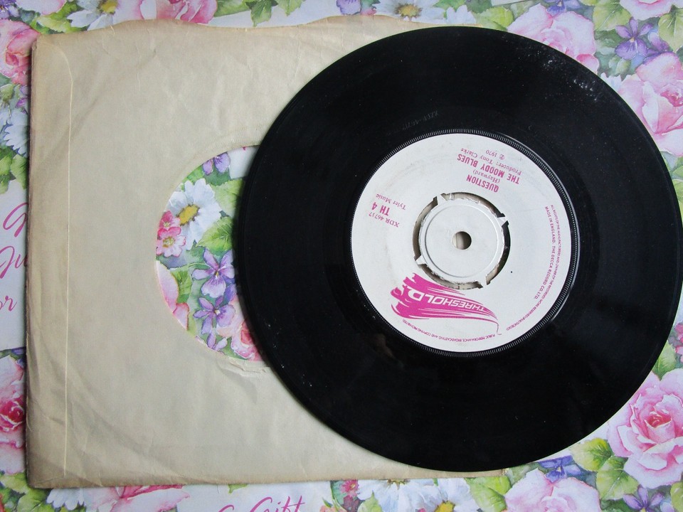 The Moody Blues ‎– Candle Of Life / Question Threshold TH4 Vinyl 7inch ...
