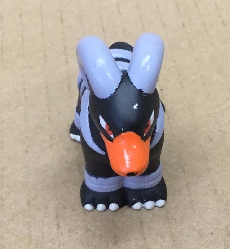 B. 2009 Pokemon Finger Puppet Houndoom Figure Catch Them All Nintendo ...